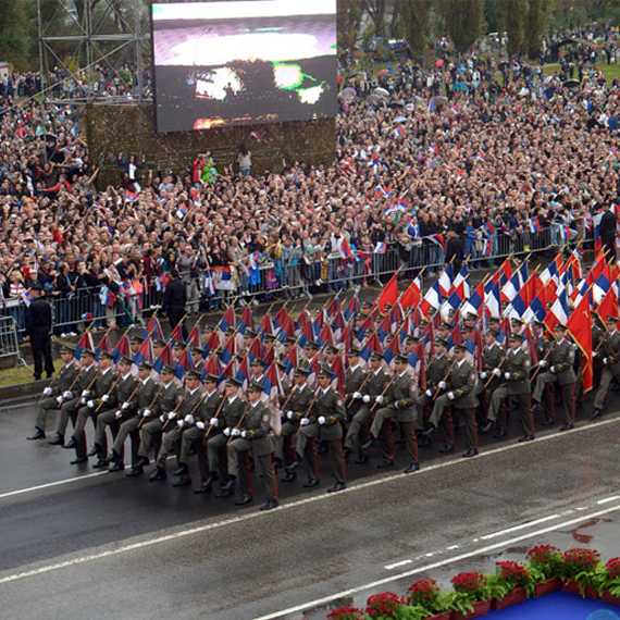 Војна парада “Београд 2014” | Yugoimport