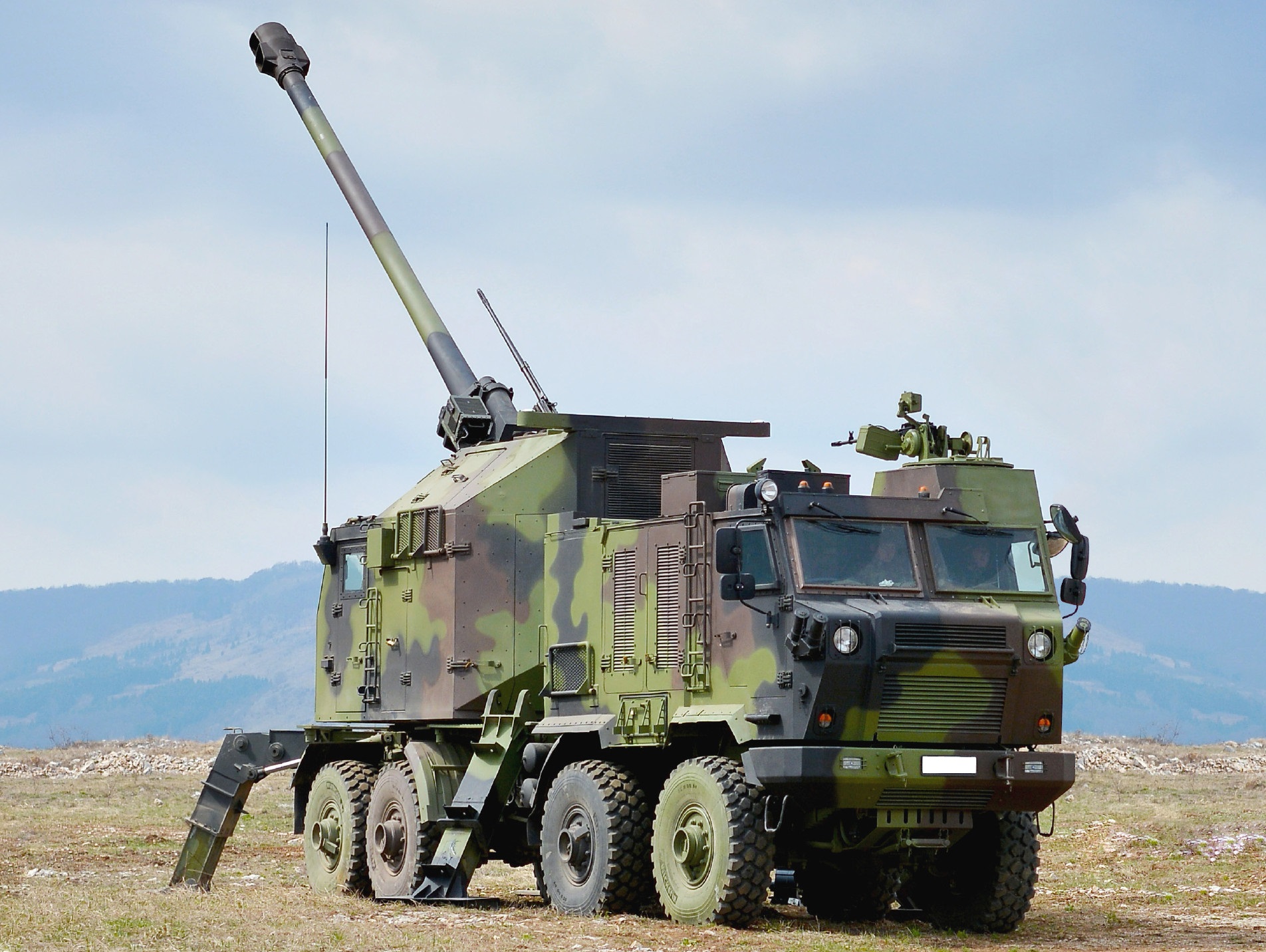 Training of Soldiers on Self-Propelled Gun-Howitzers 155 mm „Nora ...