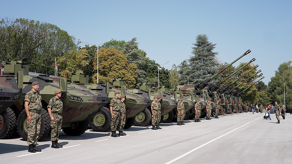 Armament display at the plateau of the Military Academy | Yugoimport